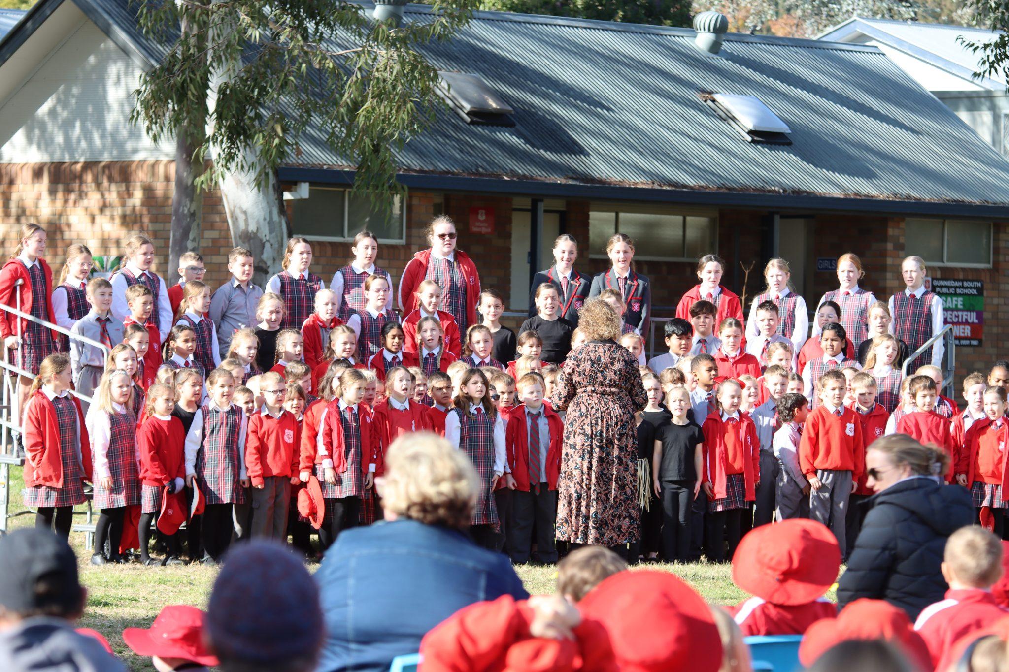 Celebration of culture for Naidoc Week at Gunnedah South Public School ...