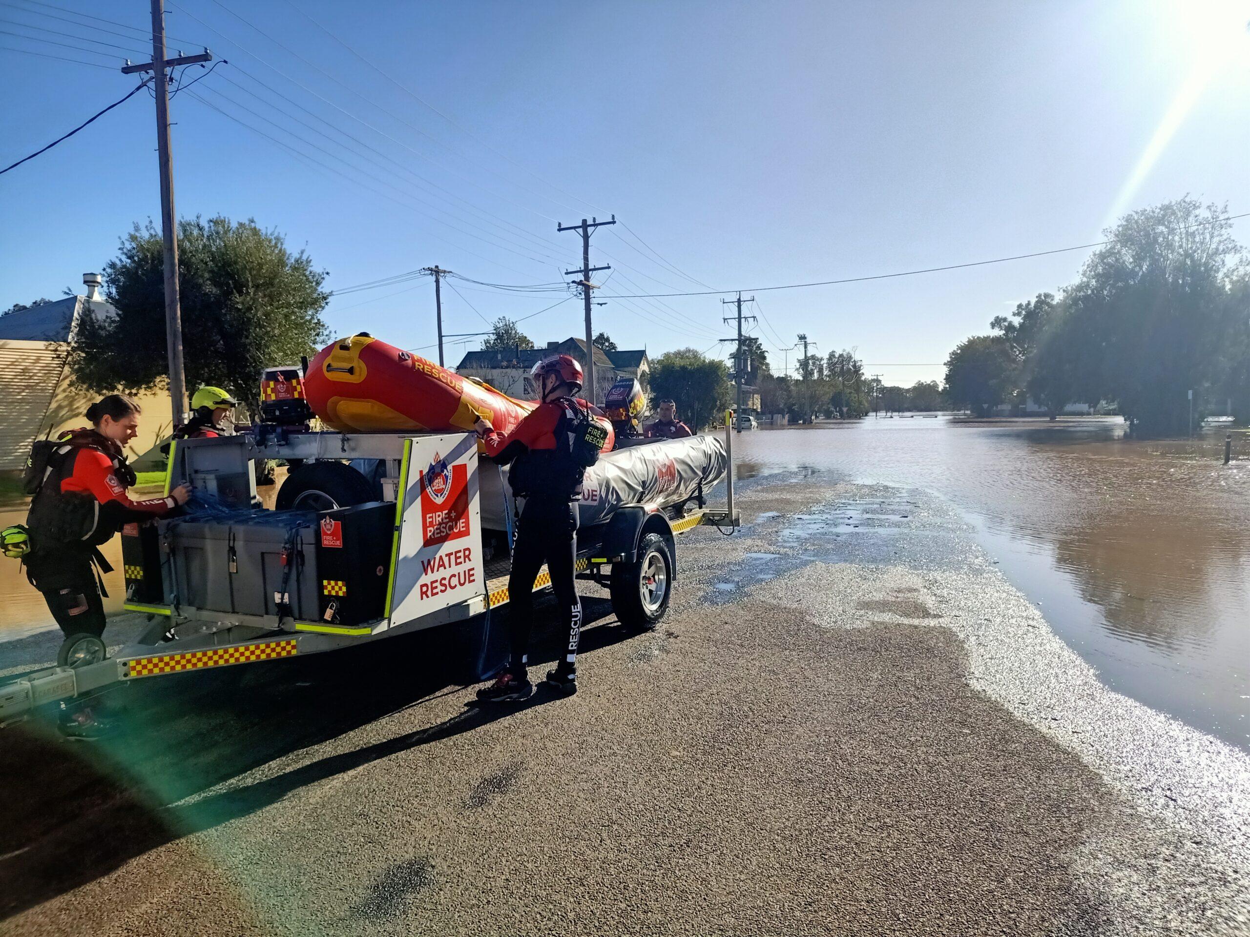 UPDATED: Major flood Namoi River Gunnedah, SES urges people not to ...