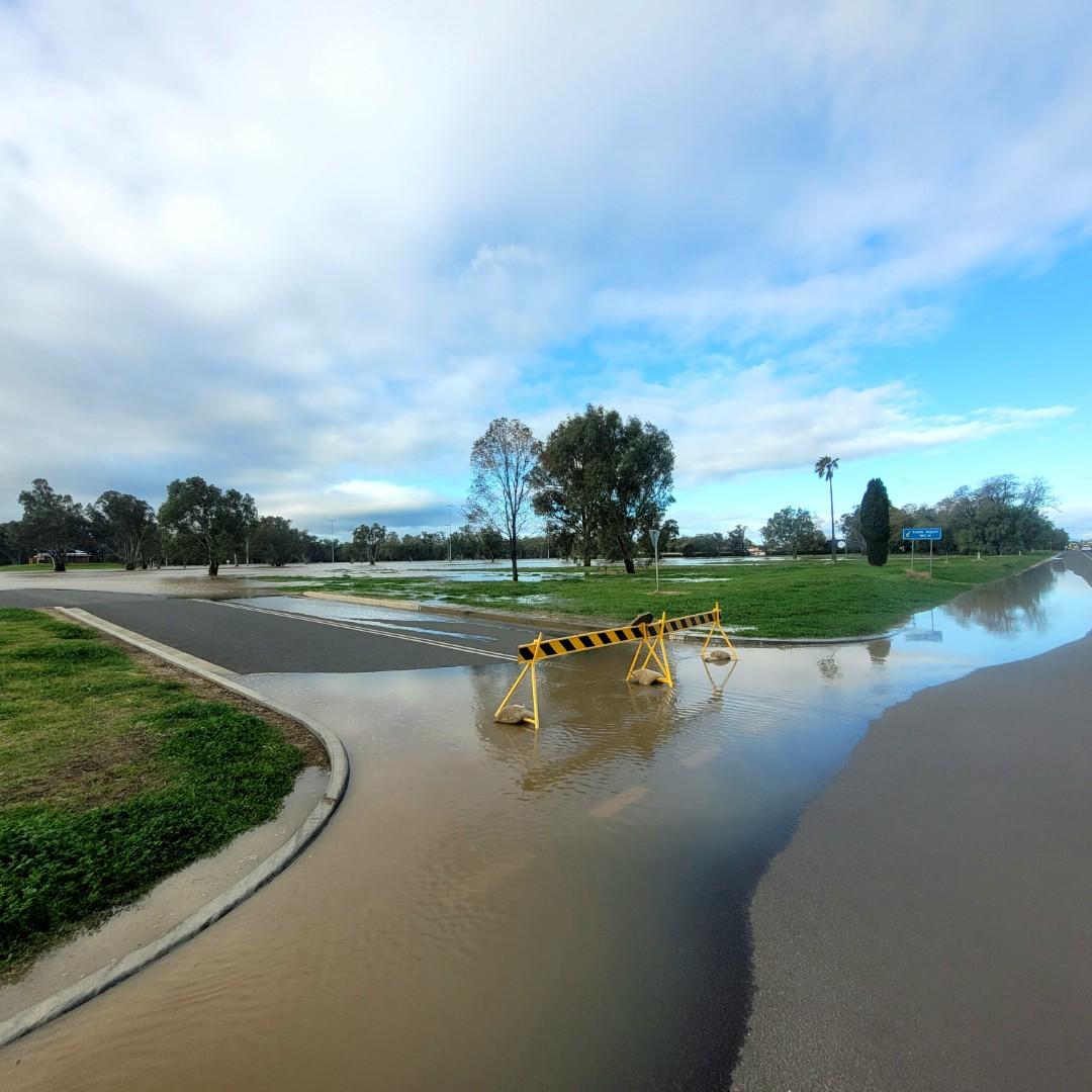 UPDATED: Major flood Namoi River Gunnedah, SES urges people not to ...